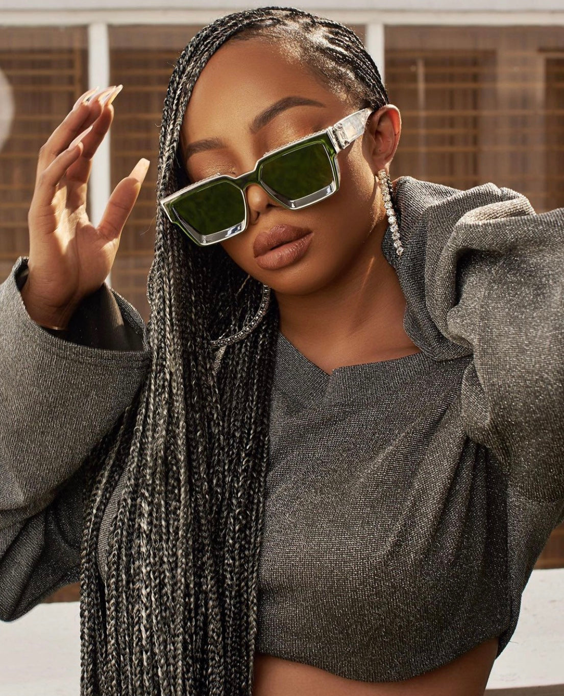 Do Knotless Braids Hurt? Comfortable Braiding Explored – JALIZA